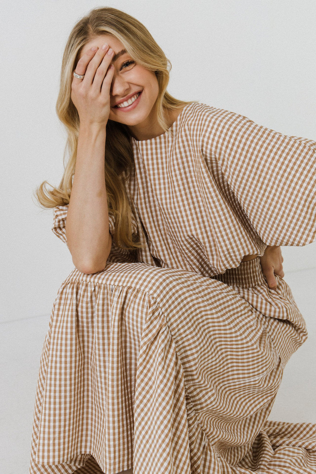 Voluminous Cropped Top – English Factory